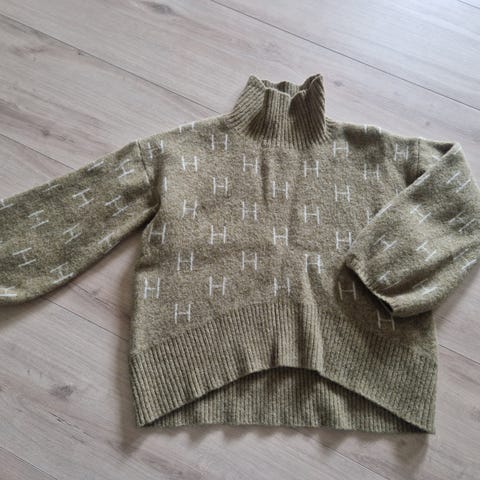 HÉST Genser str 1 | FINN-torget