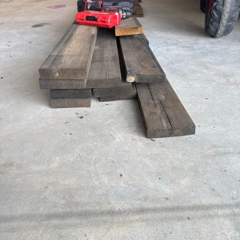 Møre Royal terrassebord grå, med riller selges! | FINN-torget