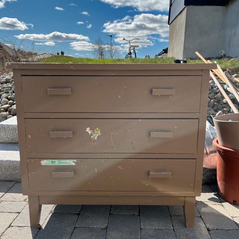 Eldre kommode i tre | FINN-torget
