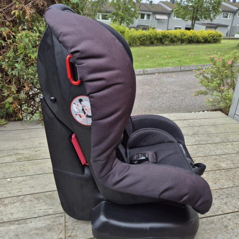 Maxi-Cosi Barnesete 18 kg Svart | FINN-torget