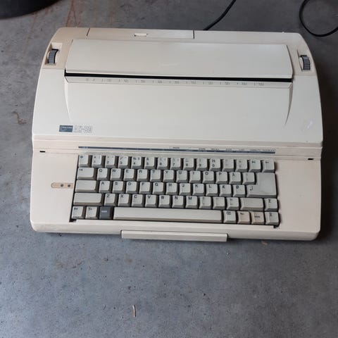 Brother AX-100 | FINN-torget