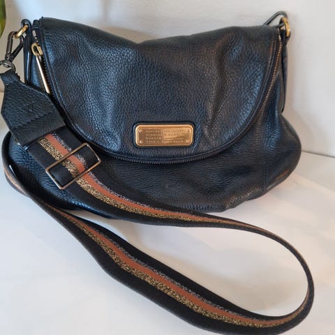 Marc Jacobs crossbody sutter bag | FINN-torget