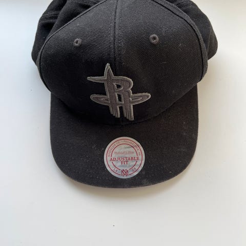 Mitchell & Ness Caps | FINN-torget