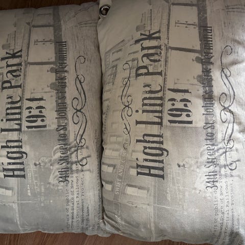 Runde puter med hjerter | FINN-torget