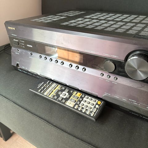 Onkyo forsterker selges | FINN-torget