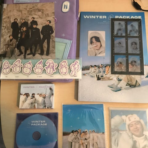BTS Winter Package 2020 med Suga/Jimin/J-hope random (komplett) | FINN-torget