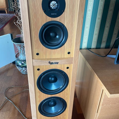 Hjemmekino for de som vil ha mer enn bare «lyd» | FINN-torget