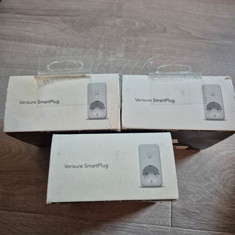 2 stk Verisure smart plug | FINN-torget