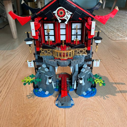 LEGO Ninjago Sons of Garmadon Temple of Resurrection | Ny og uåpnet ...
