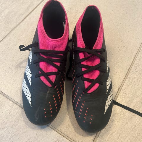 Adidas FSO fotballsko | FINN-torget