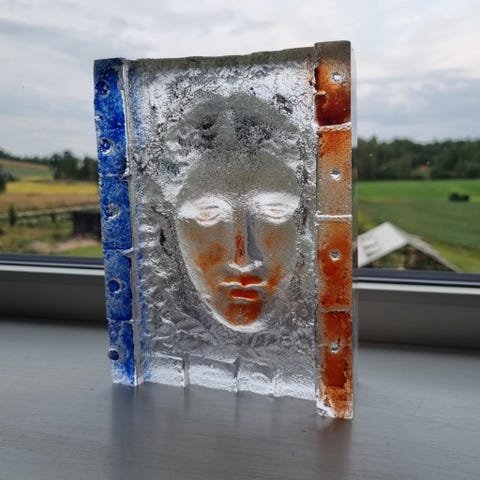 Dette er knusende god kunst! Glassmaleri. Eva Malm. 1988. | FINN-torget