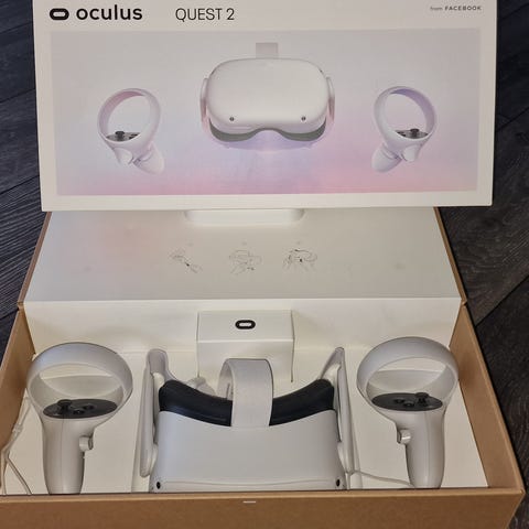 Meta Quest 2 (Oculus) 256GB + Pro Headstrap | FINN-torget