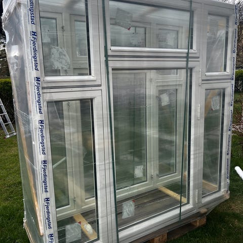 Klassiske vinduer, sveitservilla stil. Fjerdingstad | FINN-torget