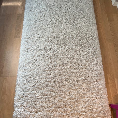 Vollerslev teppe eller lignende ønskes | FINN-torget