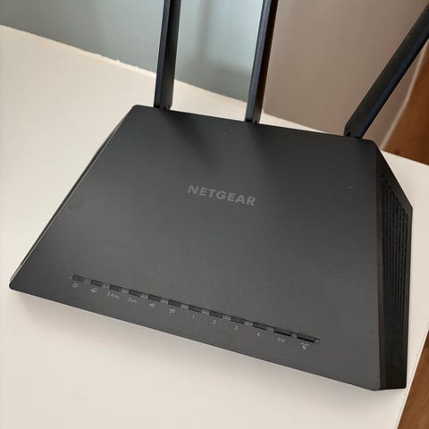 Netgear NIGHTHAWK AC1750 Smart Wifi Router | FINN-torget