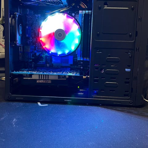 Fujitsu Retro Gaming Pc | FINN-torget