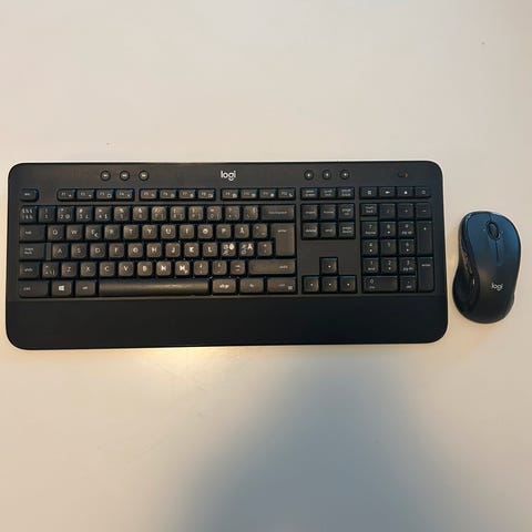 Logitech Wave Keys for Business Nordisk tastatur og ergonomisk mus ...
