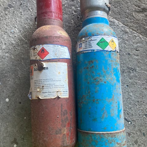 Gassflasker med acetylen og oxsygen | FINN-torget