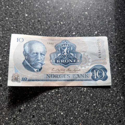 12 stk 10 krone sedler | FINN-torget