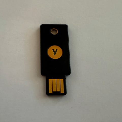 Yubico Yubikey Standard | FINN-torget