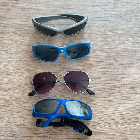 Solbriller til barn (4-7 år) selges! | FINN-torget