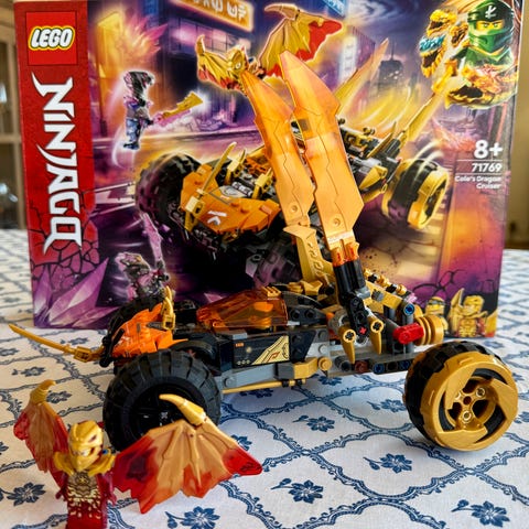 Lego Ninjago 70666 Den Gyldne Dragen - 3 figurer | FINN-torget