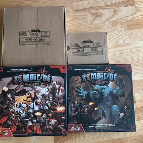 Boss Monster + Rise of the Minibosses + The nNext Level + 4 expansions ...