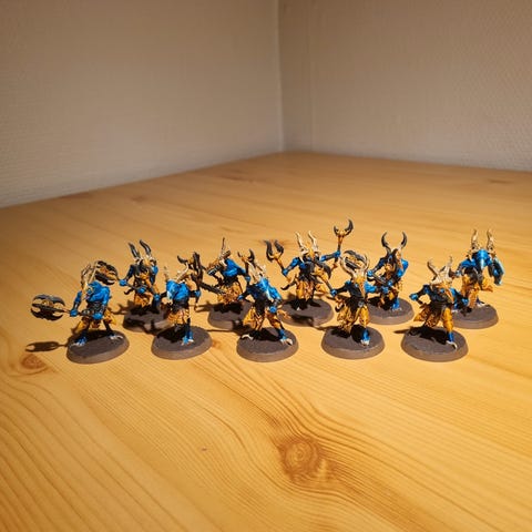 Warhammer tzeentch model | FINN-torget