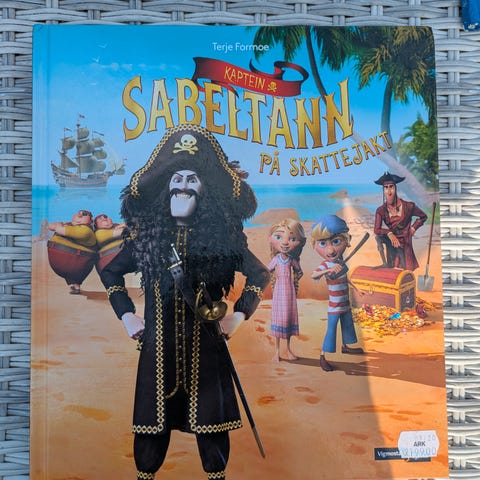Kaptein Sabeltann + 1001 sjørøverting bok | FINN-torget