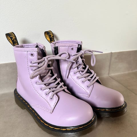 Dr Martens Air Wair | FINN-torget