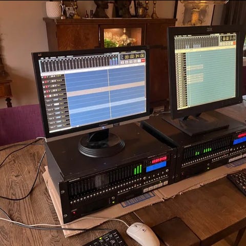 Mackie MR8Mk2 monitorpar | FINN-torget