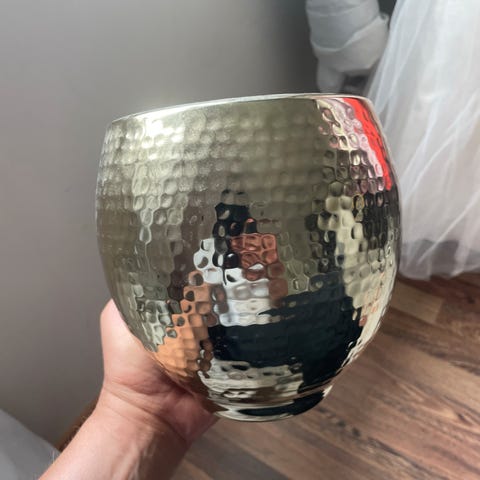 Tidløs dekorativ blomsterpotte | FINN-torget