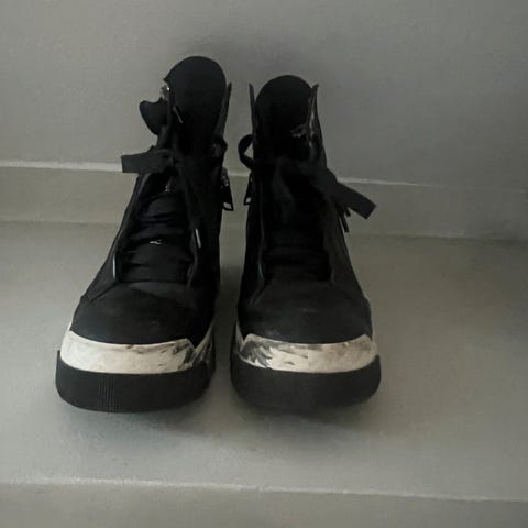 ISAAC BY ISAAC MISRAHI FAUX KROKODILLE SKO STR 40 | FINN-torget