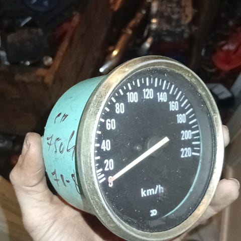 Honda CB750 K speedometer | FINN-torget