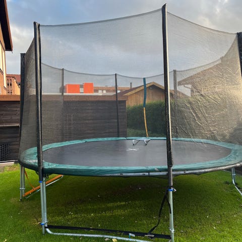 Jumpmaster Trampoline Flexi 4.3m grå - inkl. sikkerhetsnett | FINN-torget