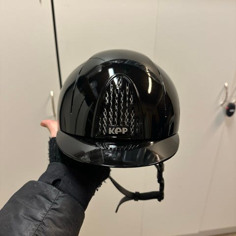 KEP hjelm, sort | FINN-torget