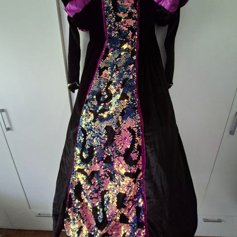 Egypt kostyme for jenter mellom 9-11 år gammel | FINN-torget