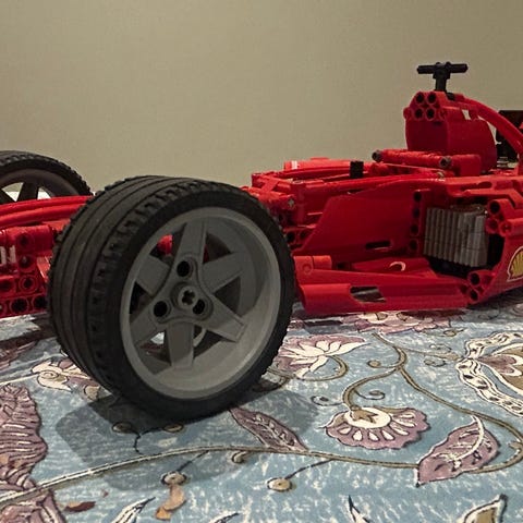 LEGO Technic Formel 1 Racer Modell Rød | FINN-torget