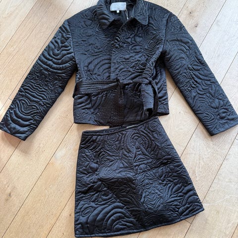 Pia Tjelta Leona Bloom Skjørt Svart M | FINN-torget