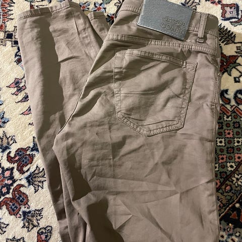 Jacob Cohën Bard Bukser Rød M | FINN-torget