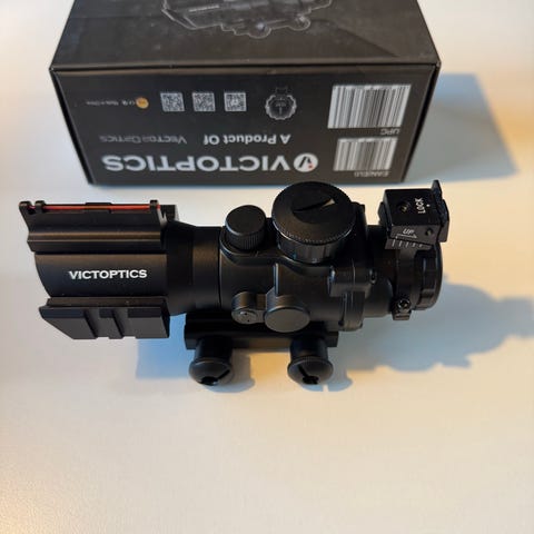 Wolverine 1x28 FSR Red Dot Sight | FINN-torget