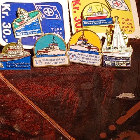 MS Peter Wessel ferge anno 1988 og 1937-67 - 2 pins | FINN-torget