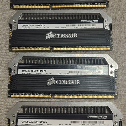 Corsair Dominator RAM | FINN-torget