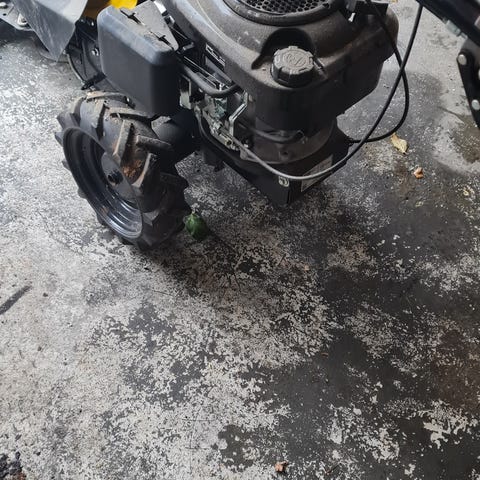 Kniv slåmaskin, knivbom, slåttebom, fingerkniv, slåttebjelke | FINN-torget