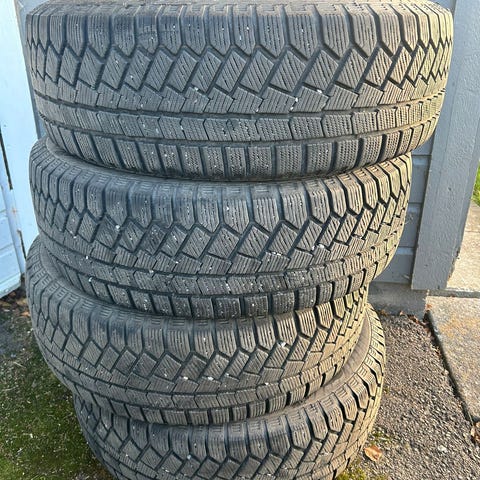 Cooper piggfrie vinterdekk 225/65R17 | FINN-torget