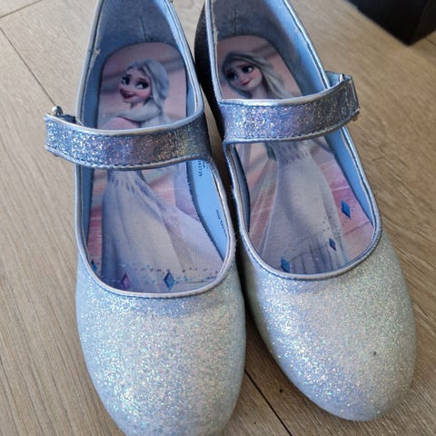 H&M Anna og Elsa pensko | FINN-torget