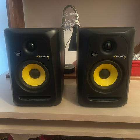 Mackie MR8Mk2 monitorpar | FINN-torget