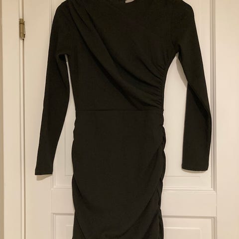 KappAhl Festkjole Sølv L | FINN-torget