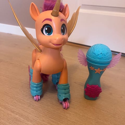 My Little Pony barnleketøy enhjørning og tilbehør | FINN-torget