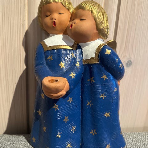 Julepynt retro engler i gull/messing, 7 stk, 6 ulike figurer. I eske ...